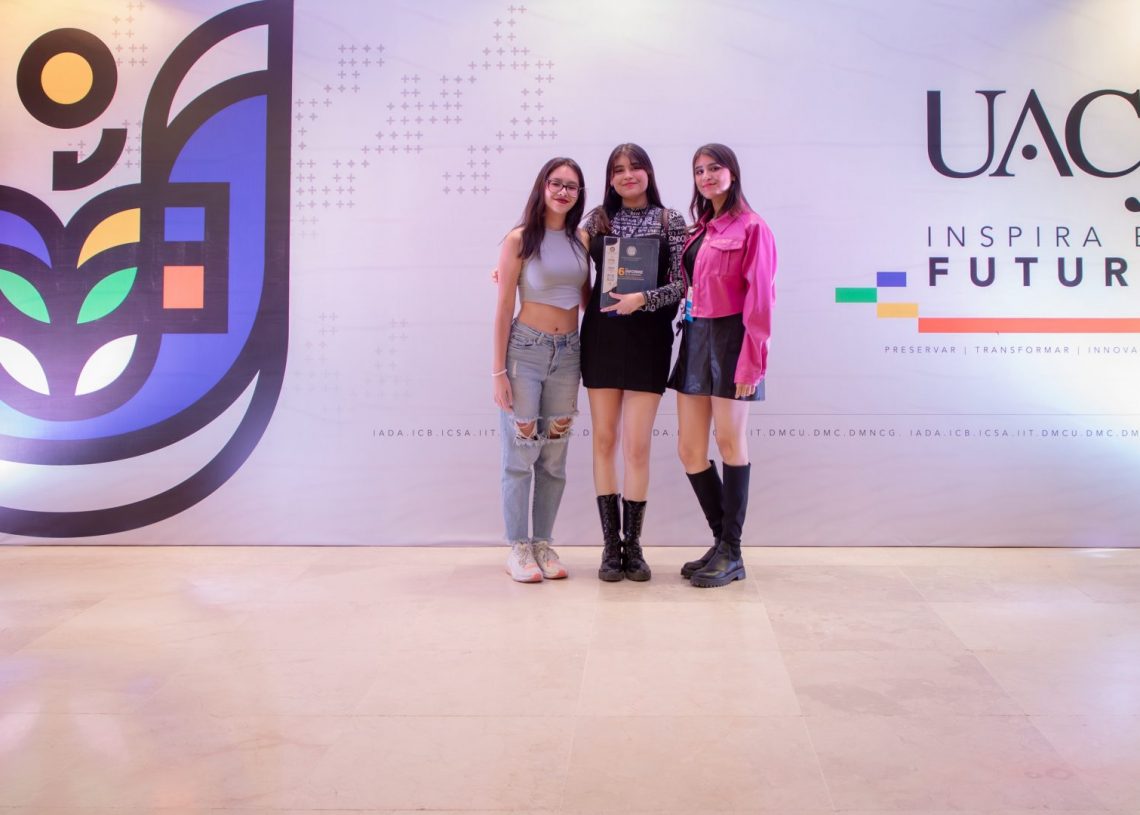 Galería | Universitarios celebran con el nuevo rector bajo el lema UACJ inspira el futuro ...