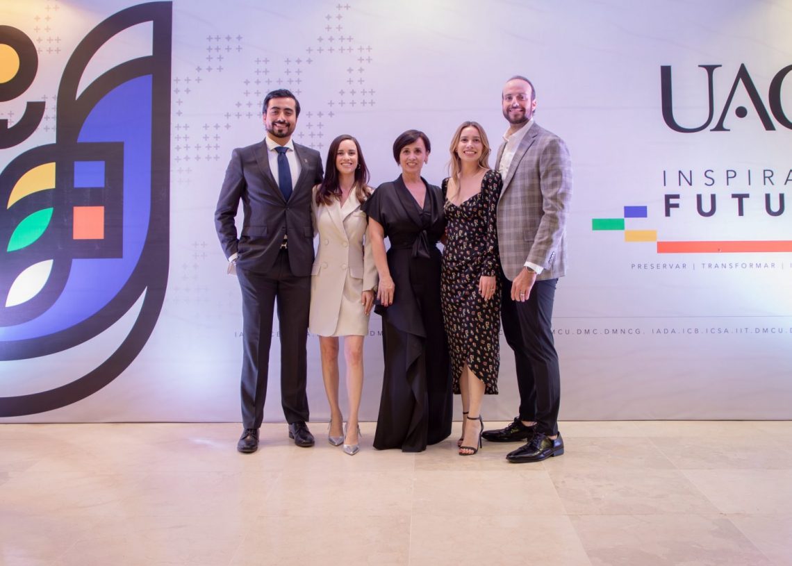 Galería | Universitarios celebran con el nuevo rector bajo el lema UACJ inspira el futuro ...