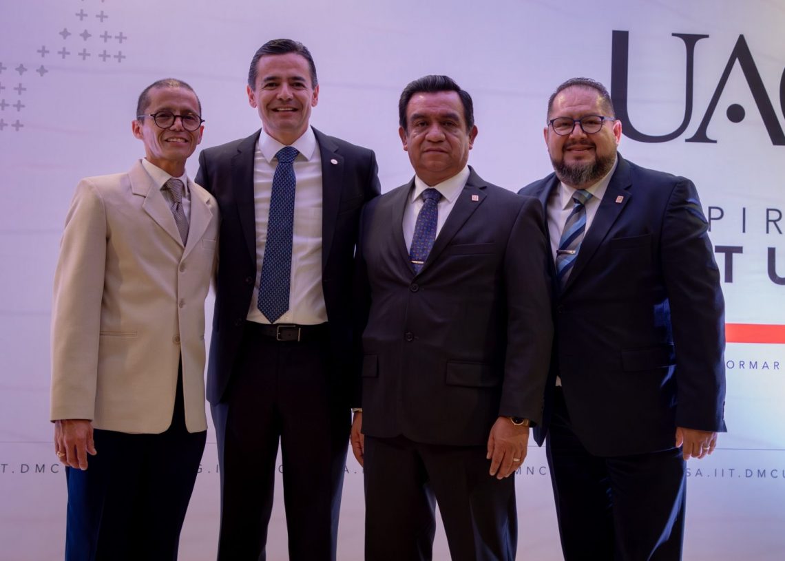 Galería | Universitarios celebran con el nuevo rector bajo el lema UACJ inspira el futuro ...
